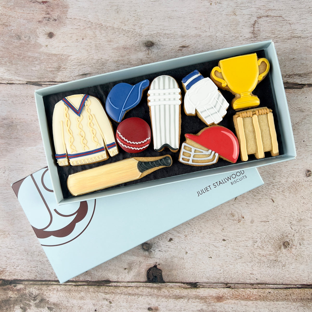 Cricket Deluxe Biscuit Box – Juliet Stallwood Cakes & Biscuits